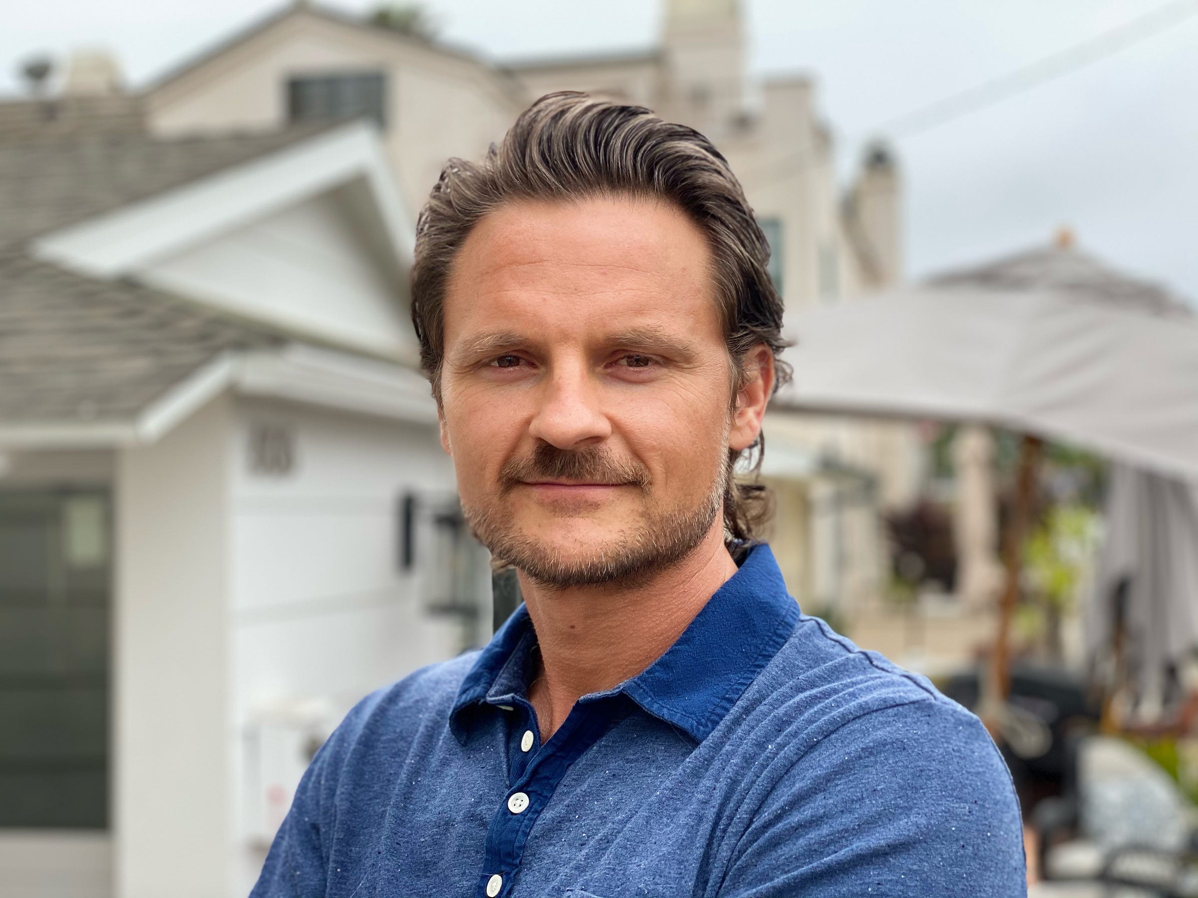 Bobby Dysart – Medium