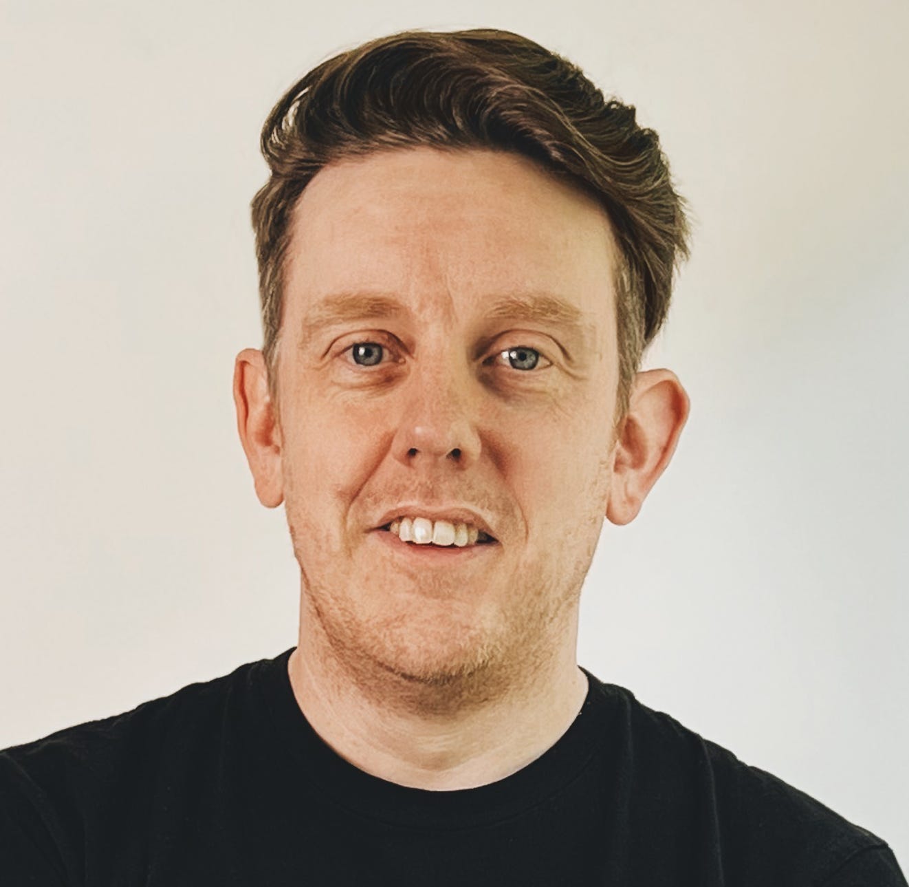 Roger Jackson – Medium