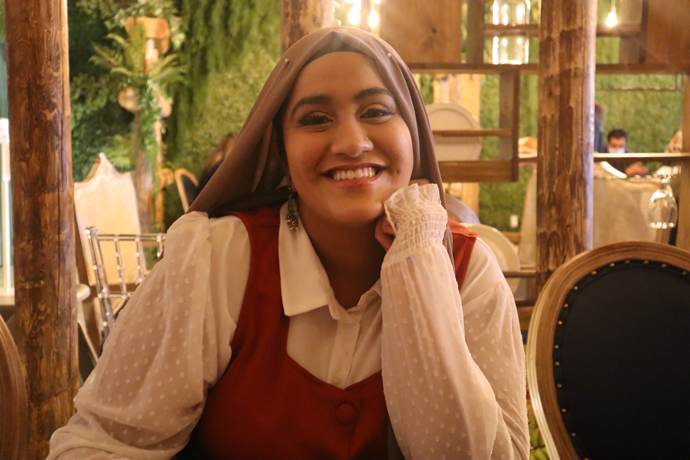 Muzna Erum – Medium