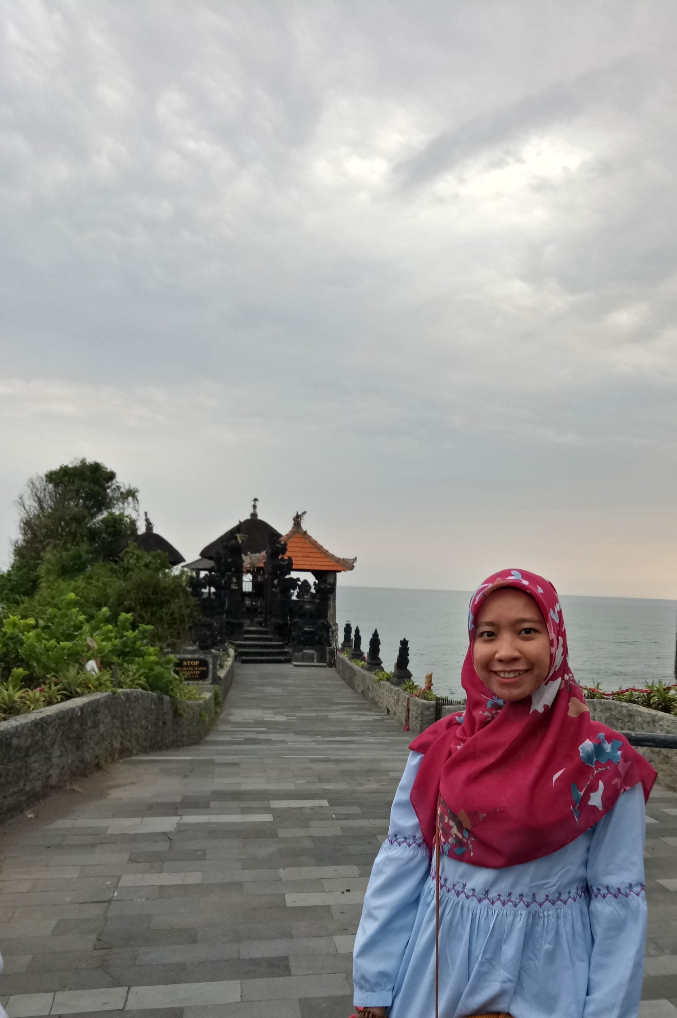 About – Amelia Azh – Medium