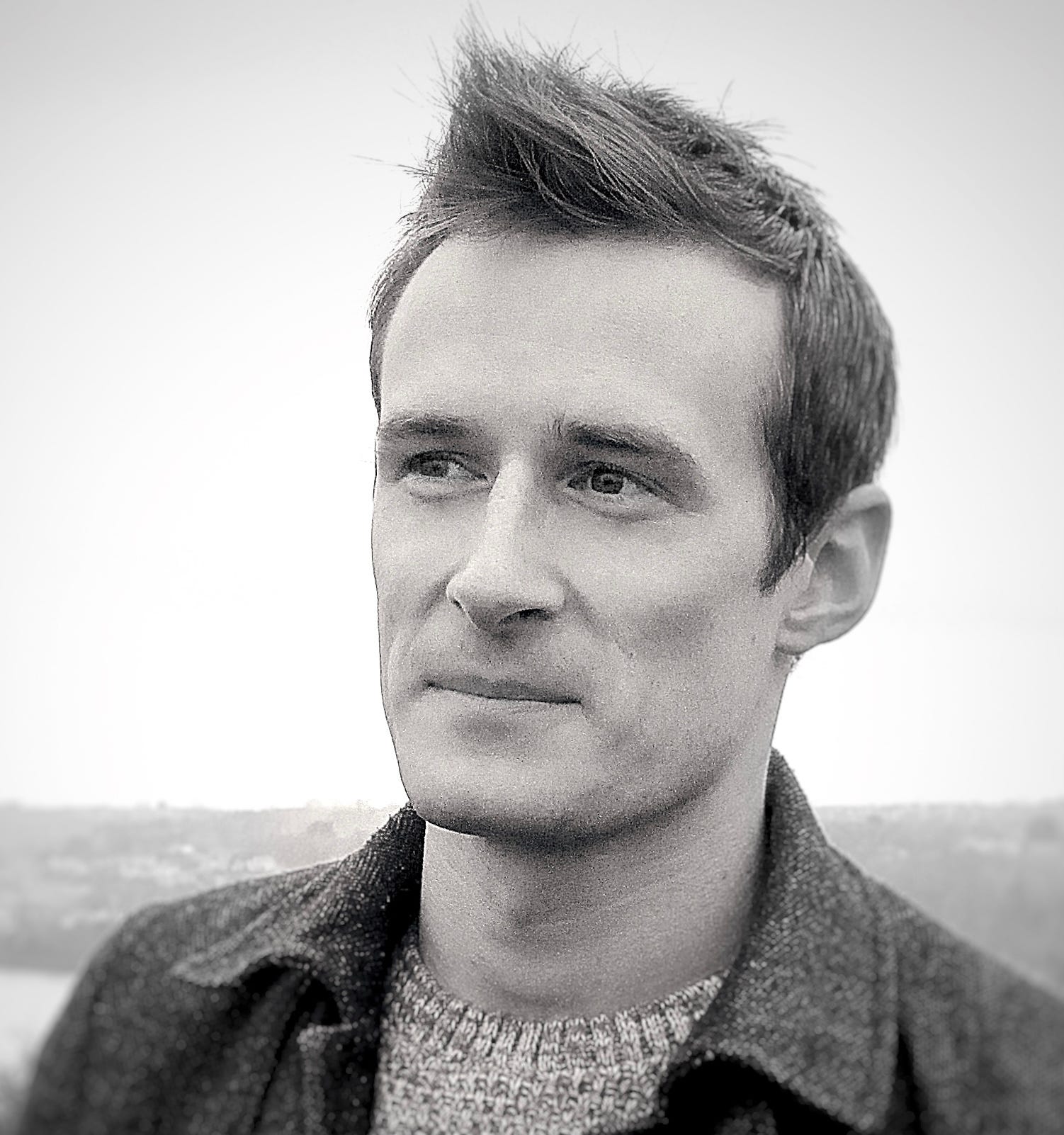 Mike Revell – Medium