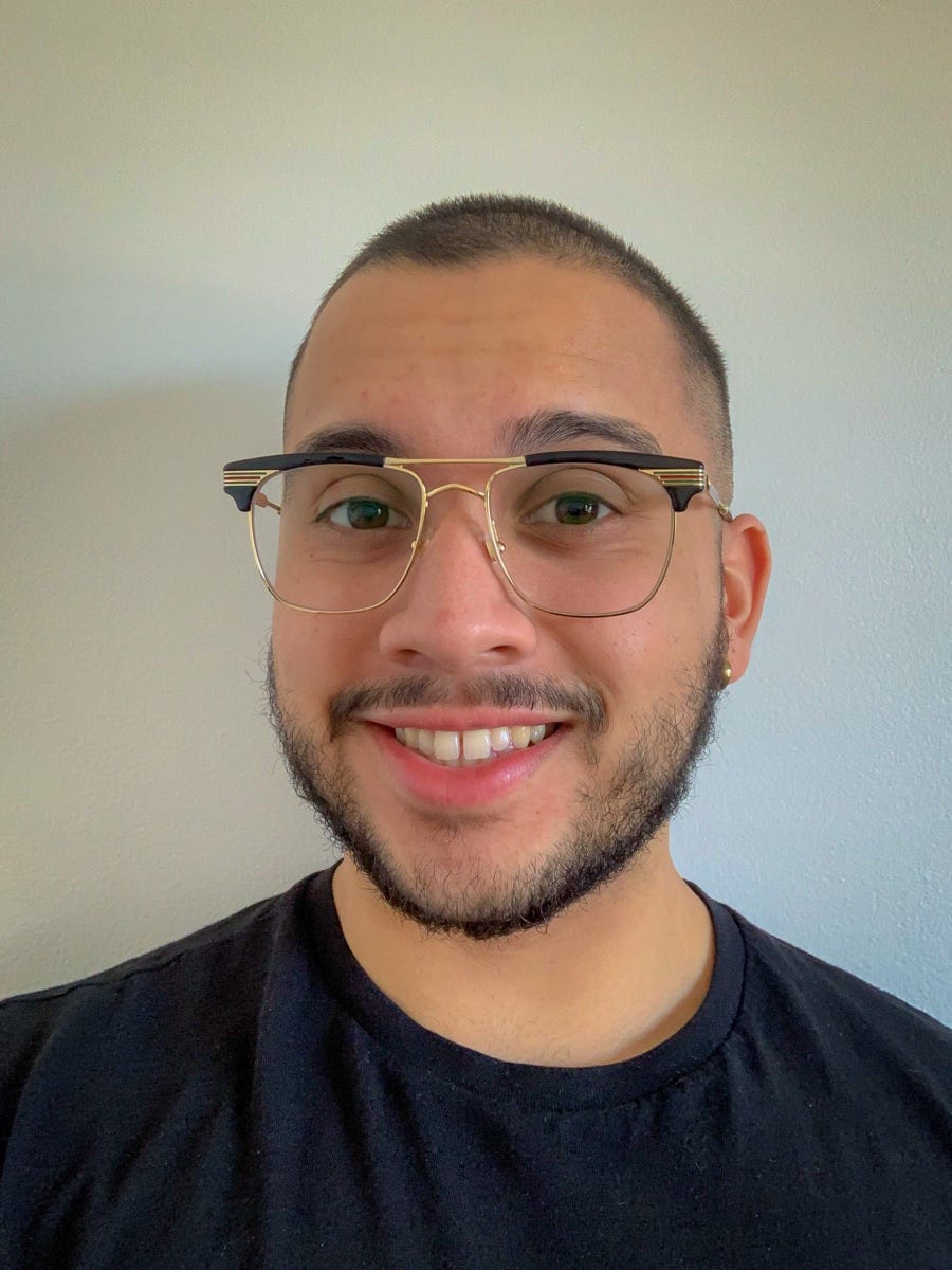 Kevin Saavedra – Medium