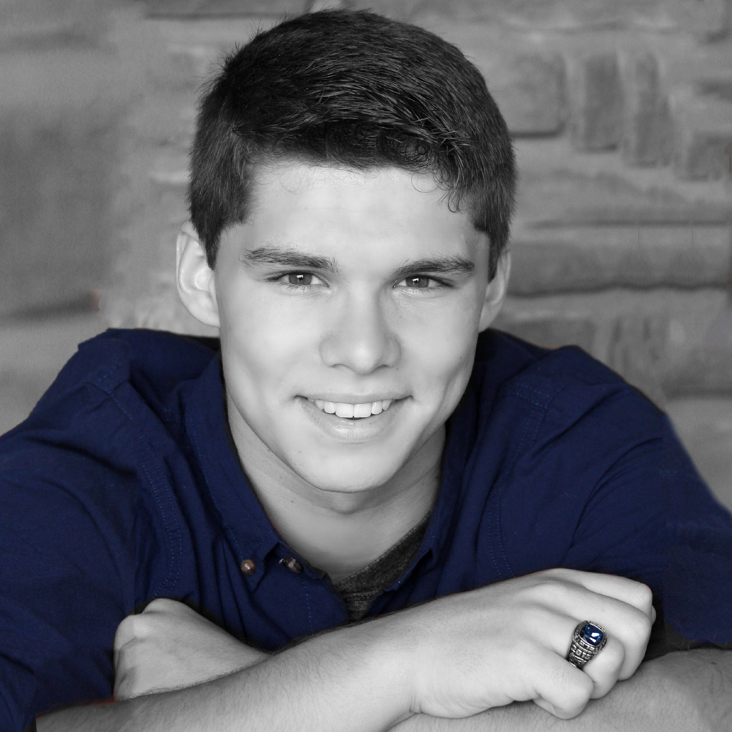 Hunter Ford – Medium