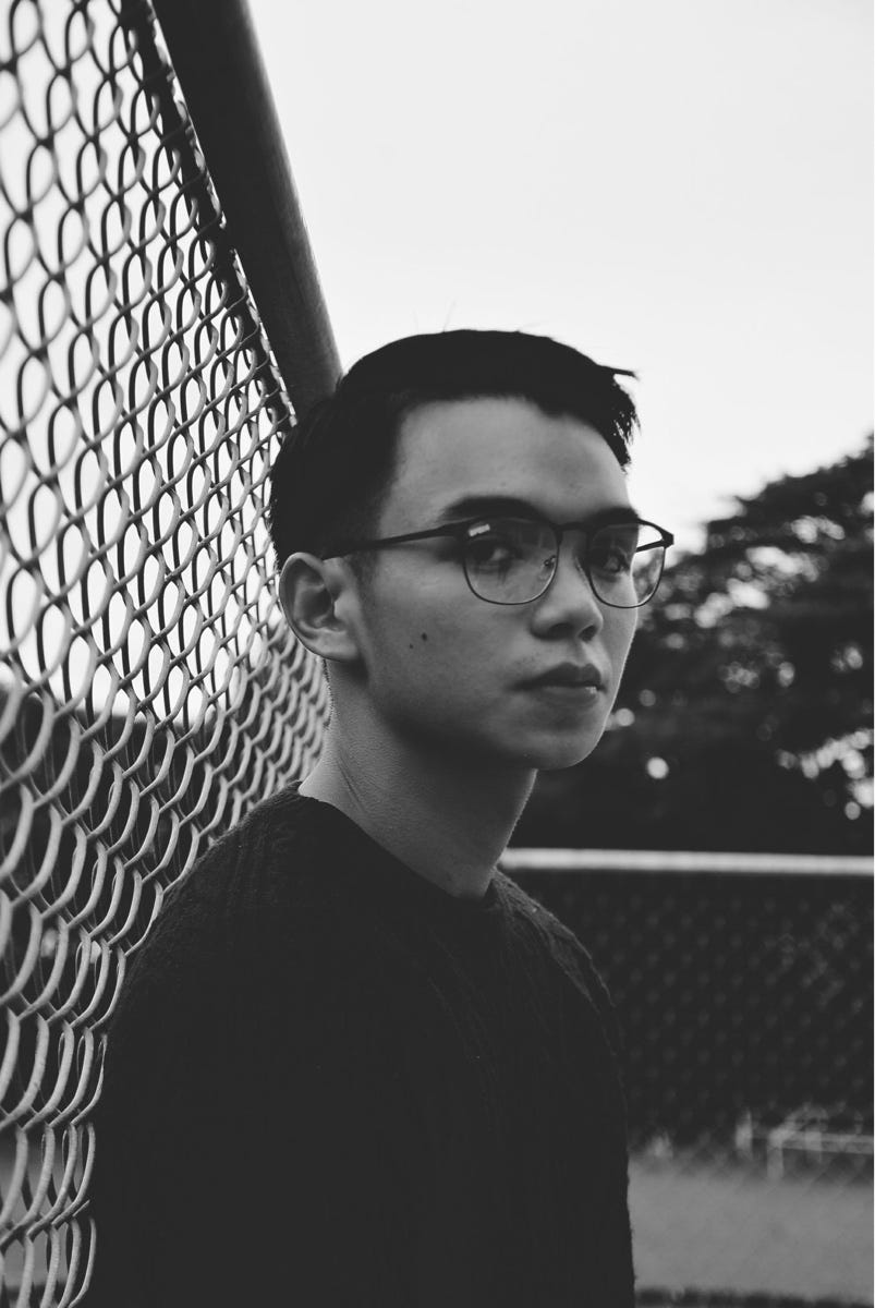 Richard Canlas – Medium