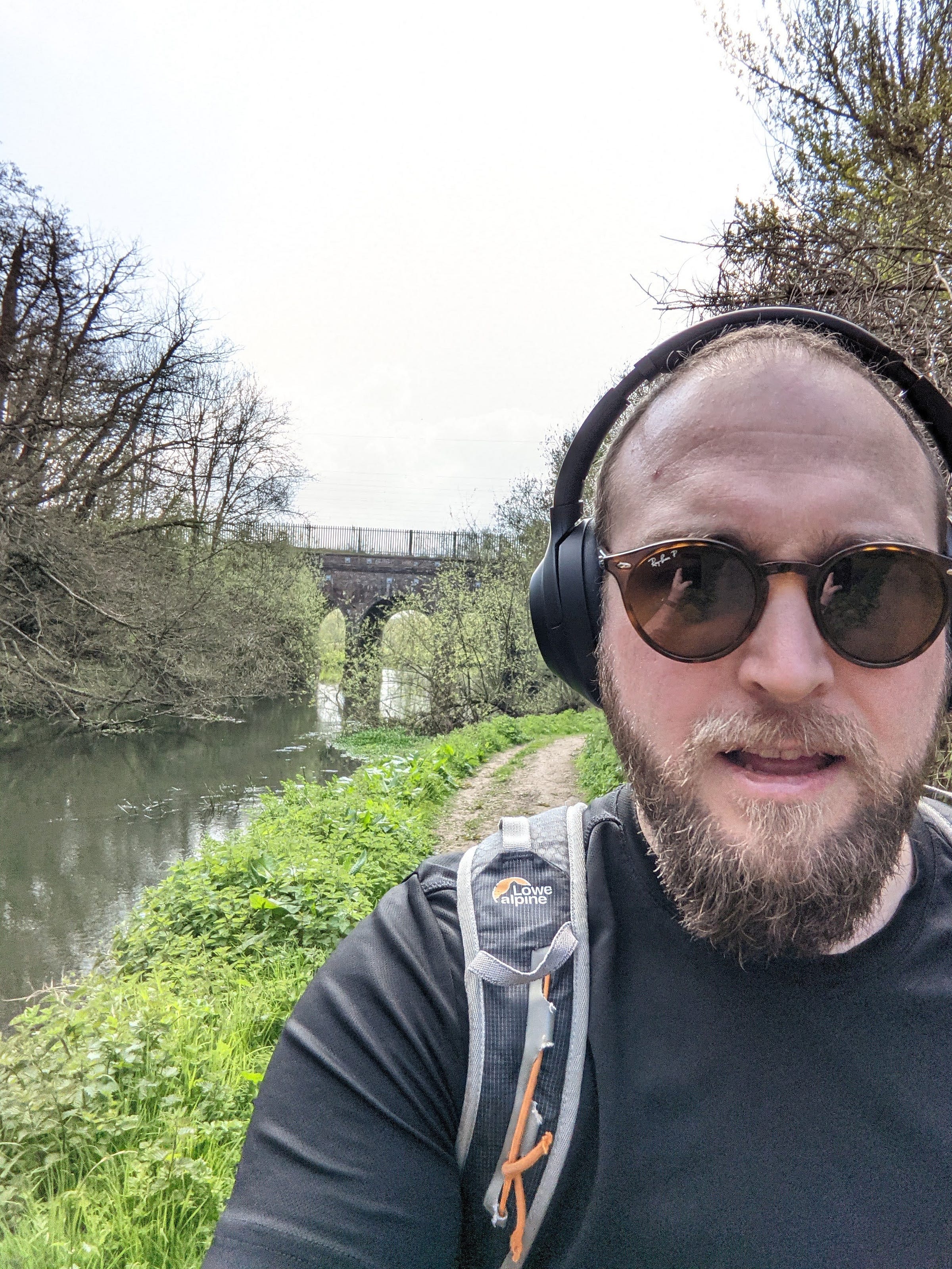 Stuart Hooper – Medium