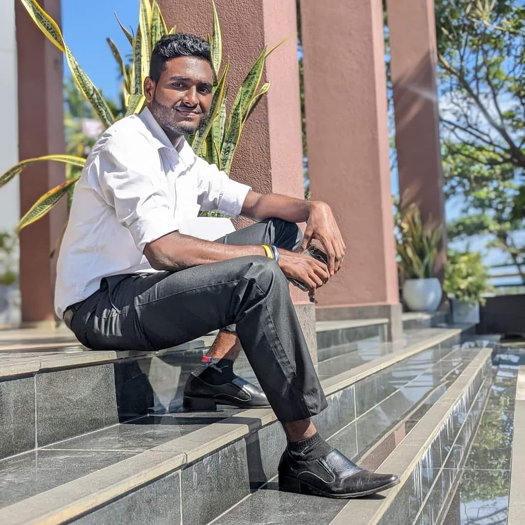 Sasindu Chandupa Jayawardana – Medium