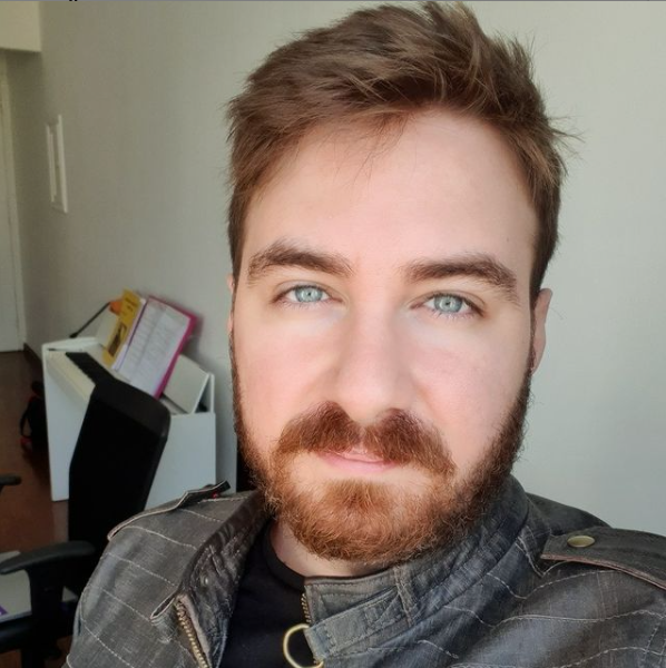 Gabriel Pelc – Medium