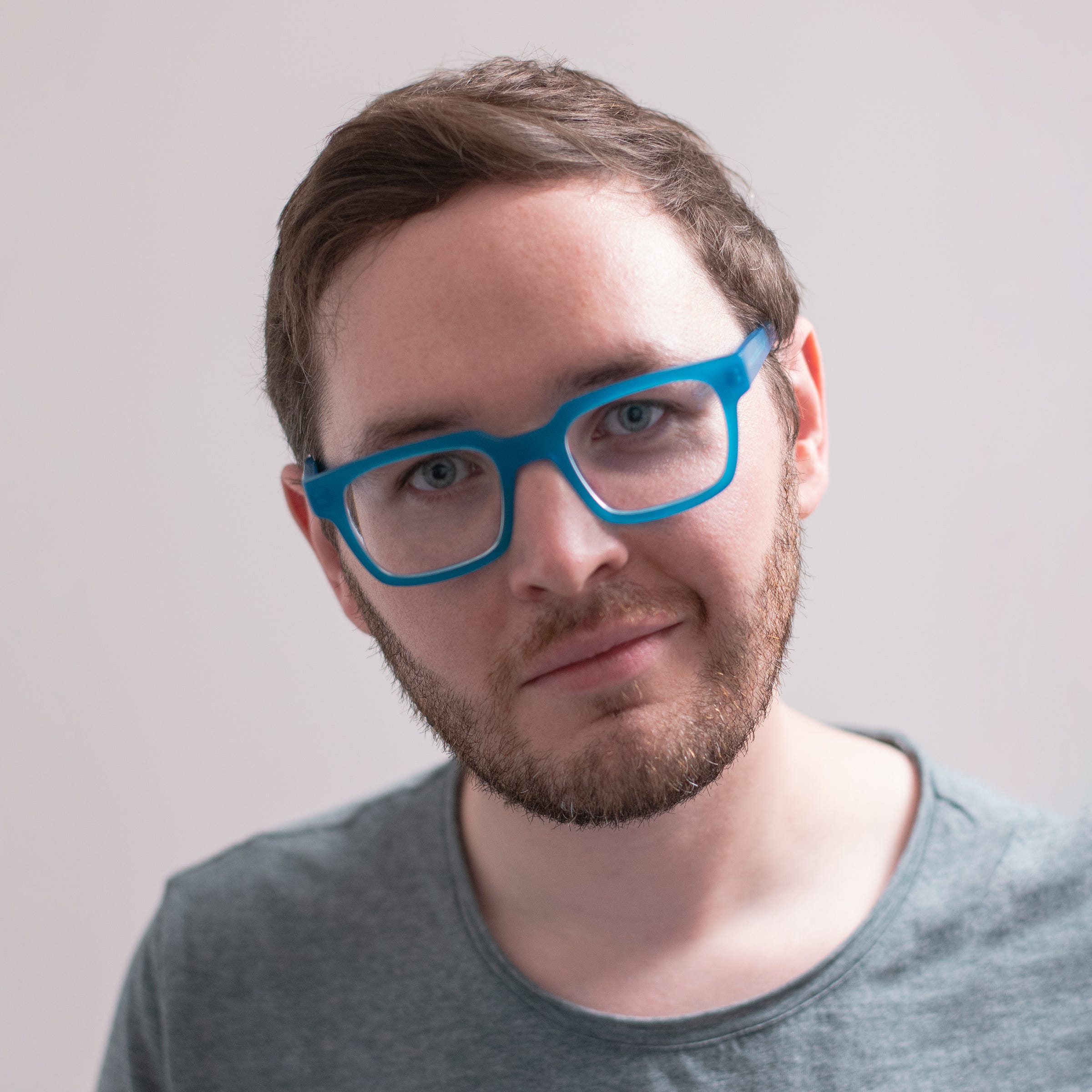 Theo Jones – Medium