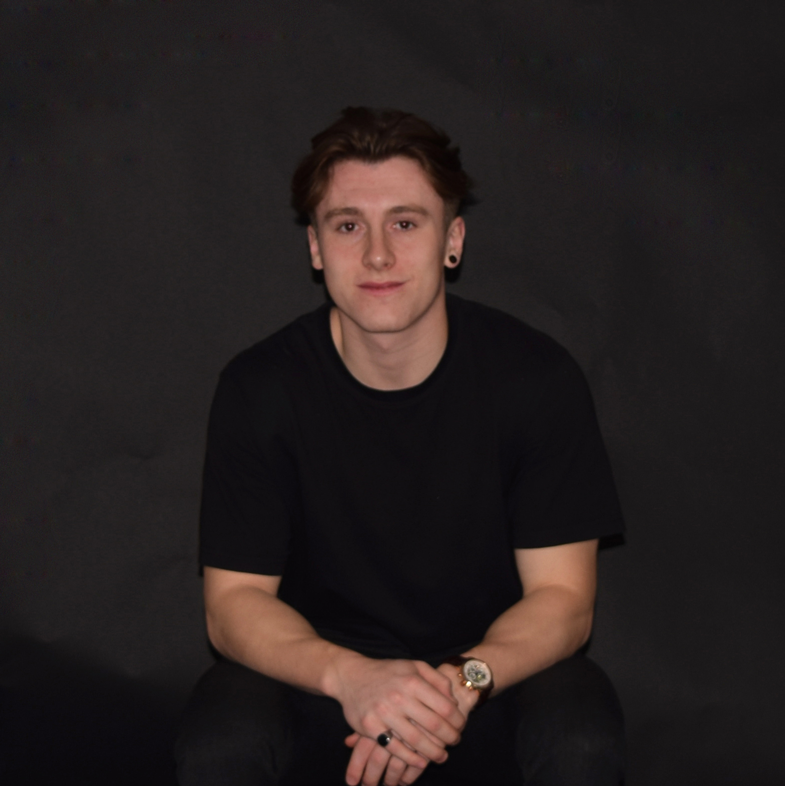 Eddie Stuart – Medium