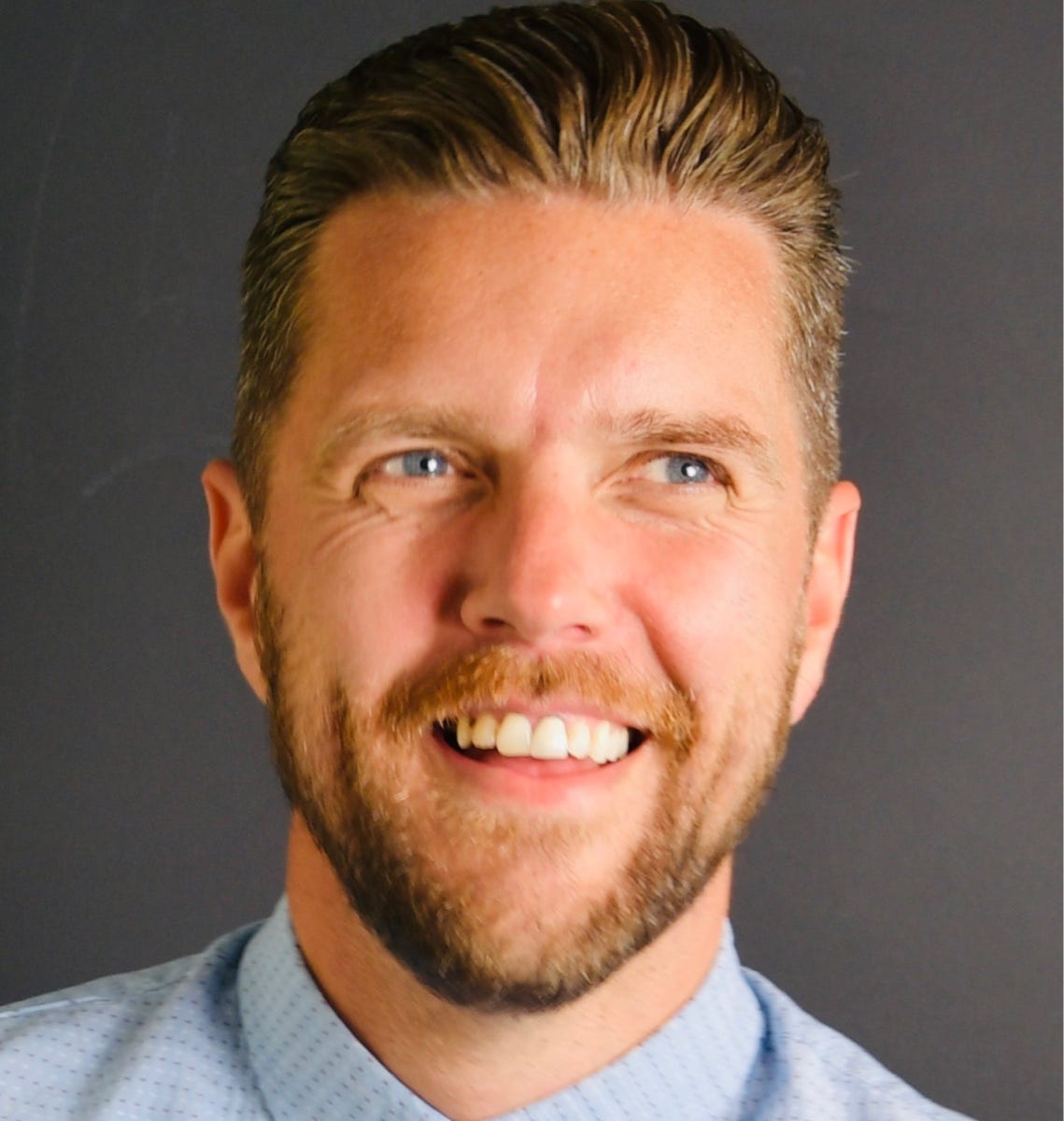 Daniel Caplin – Medium