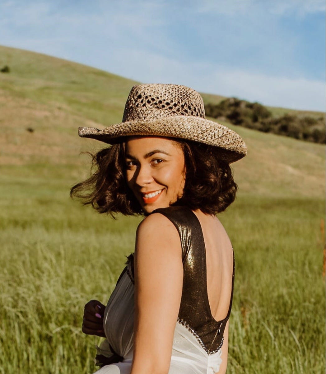 Crys…inCurls – Medium