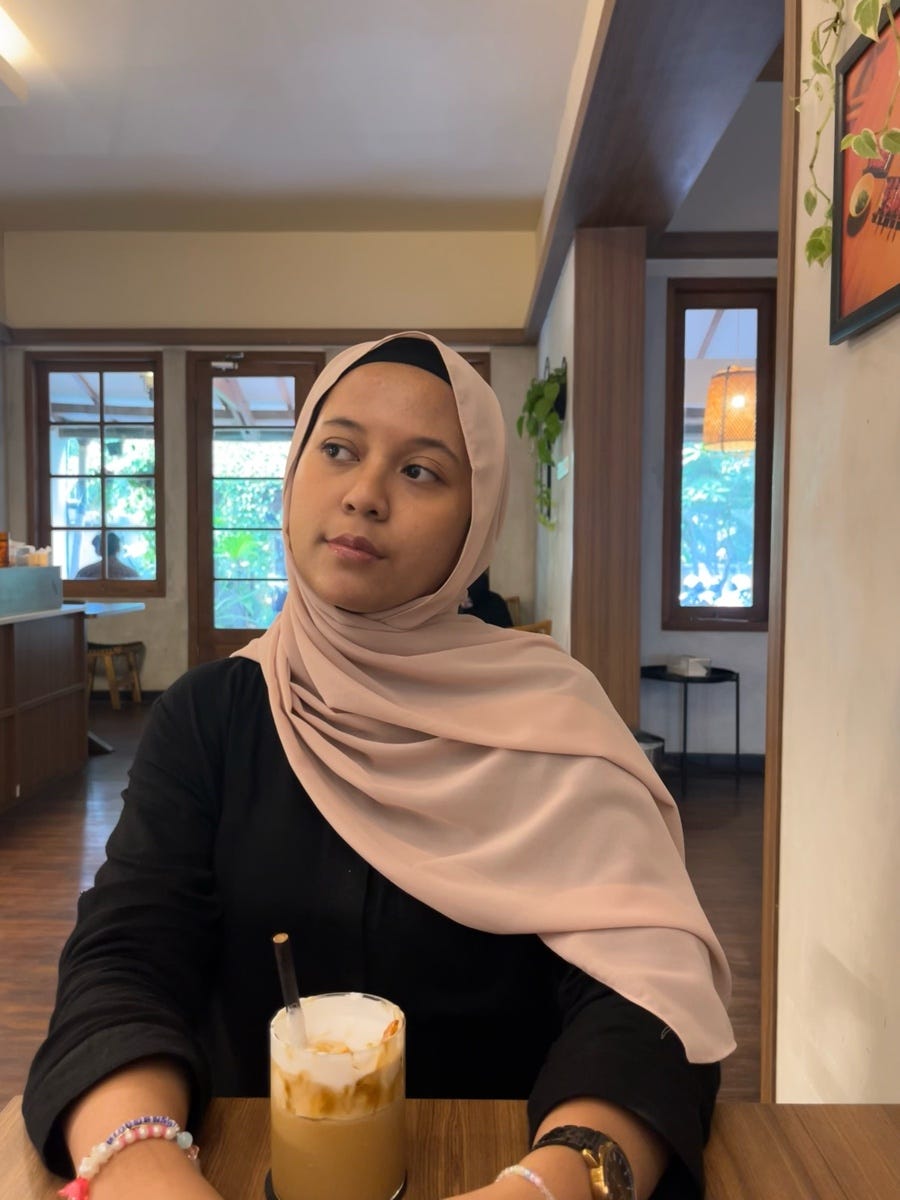 Aura Narita – Medium