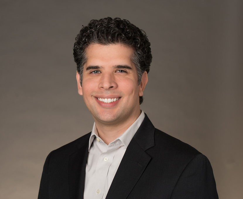 Marcos Lucio Popovich – Medium