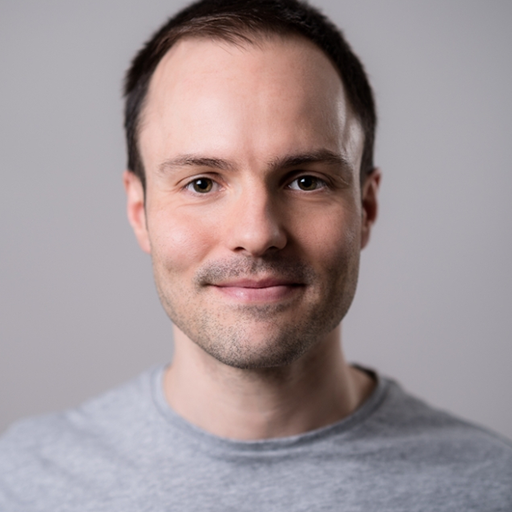 Nick Lewis – Medium
