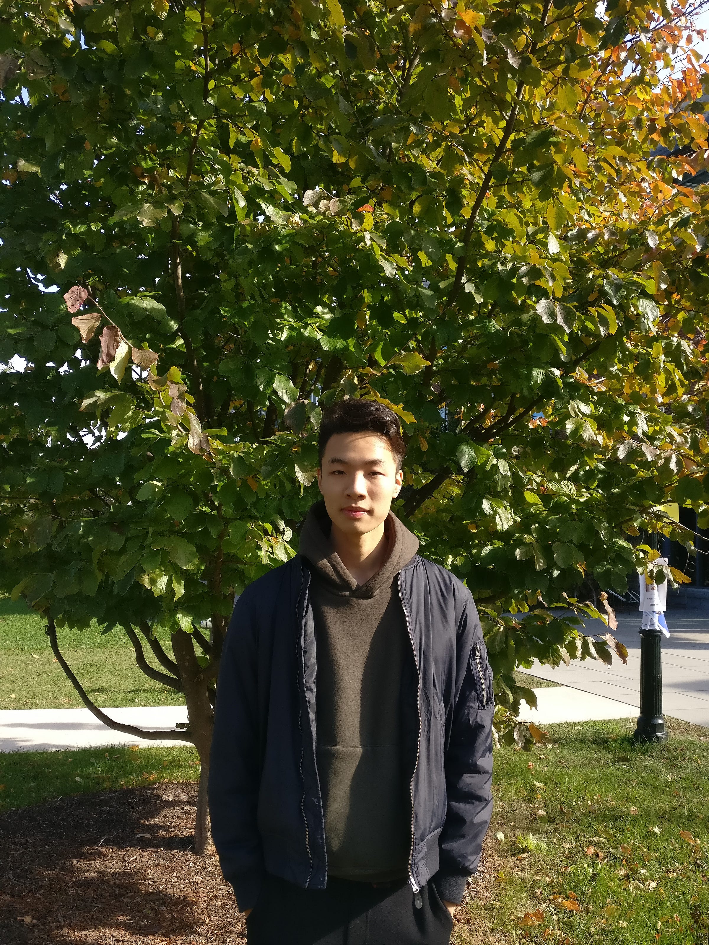 Hui wah Chiang – Medium