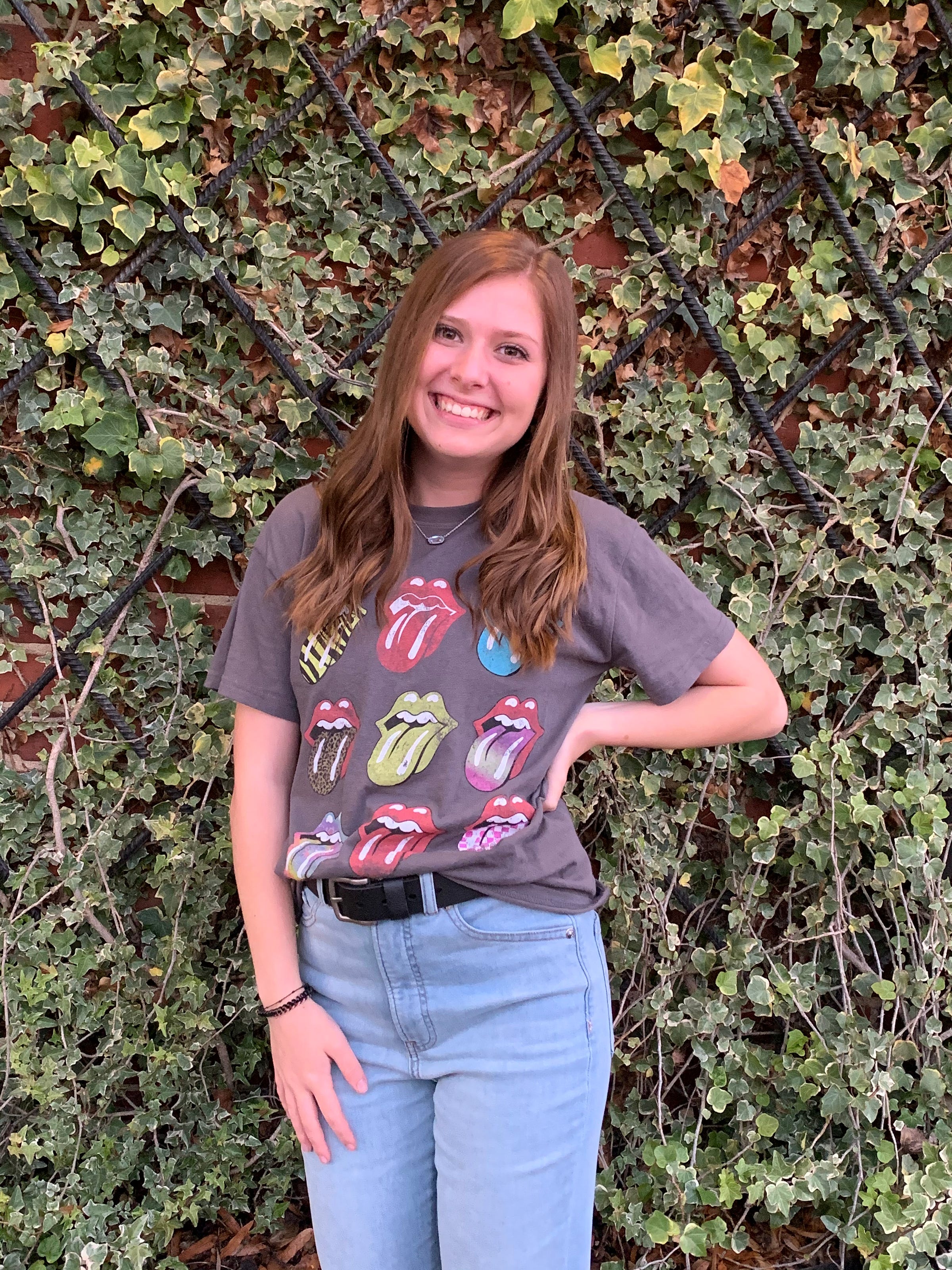 Kaylee Barton – Medium