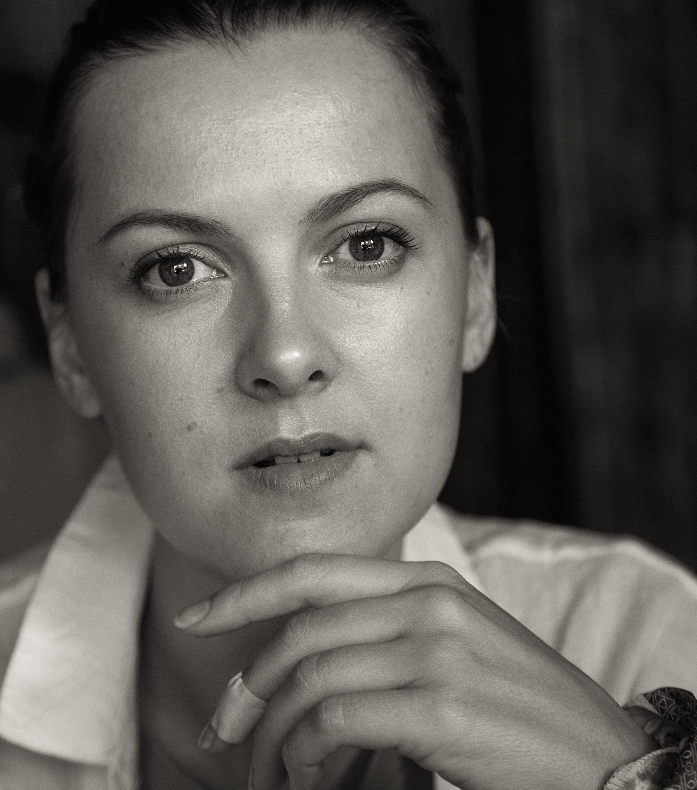 Yulia Mira – Medium