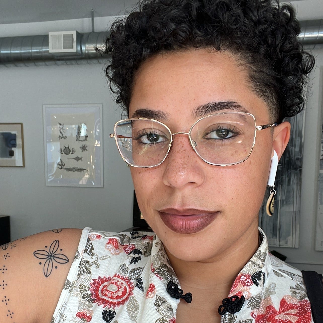 KAT PARKER – Medium