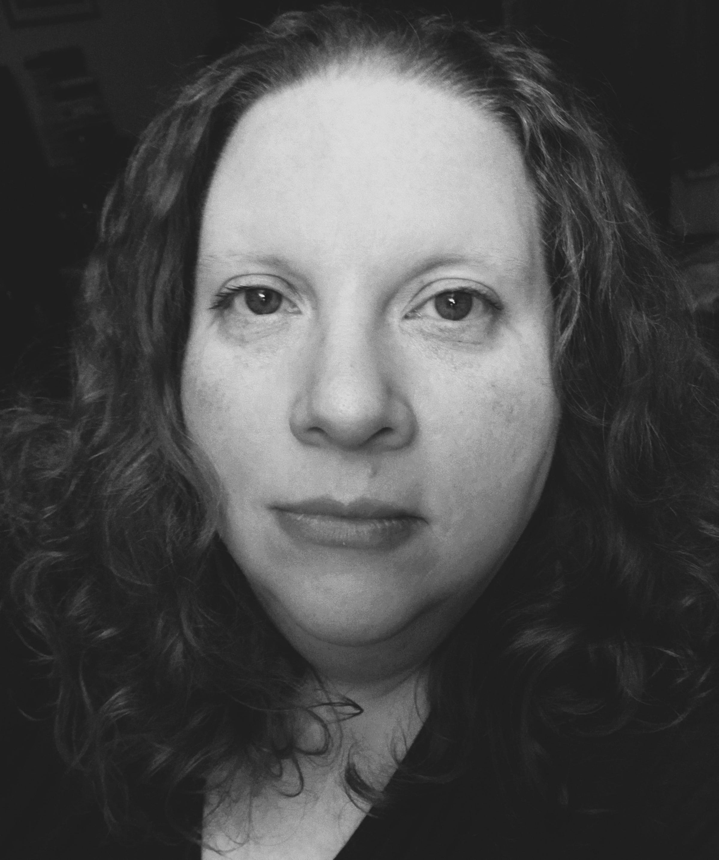 Jennifer Hall – Medium