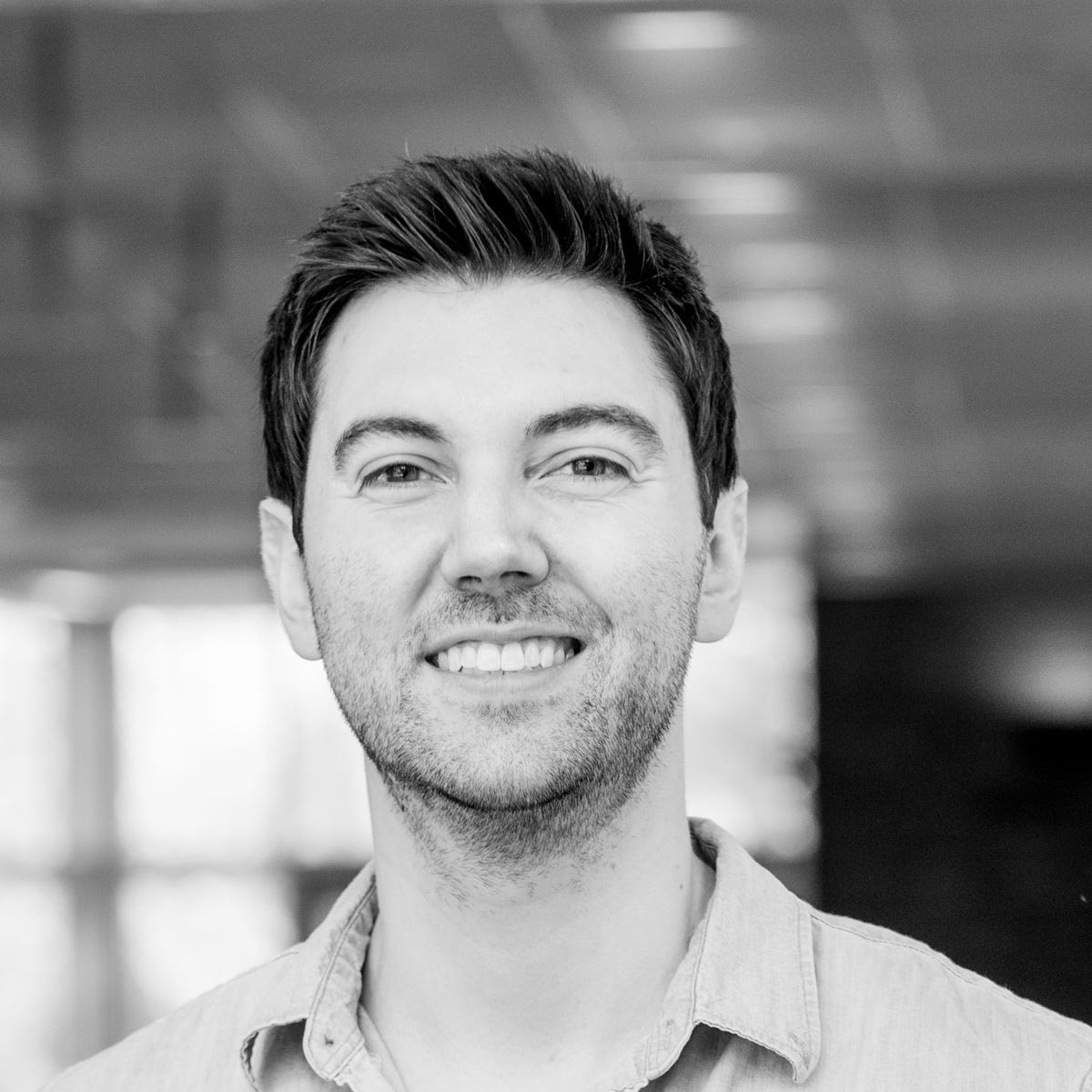 Chris Gustin – Medium