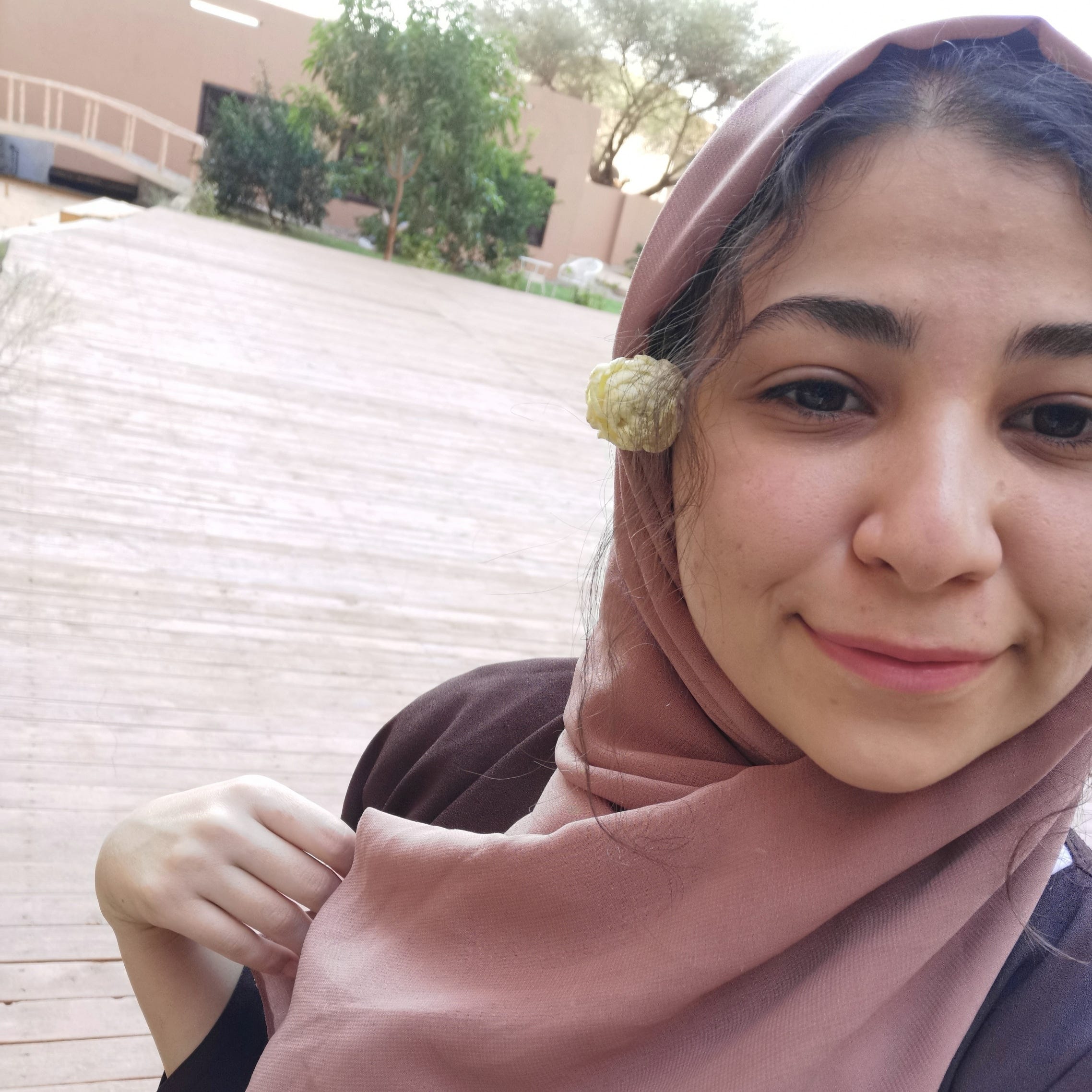 Sara Omar – Medium