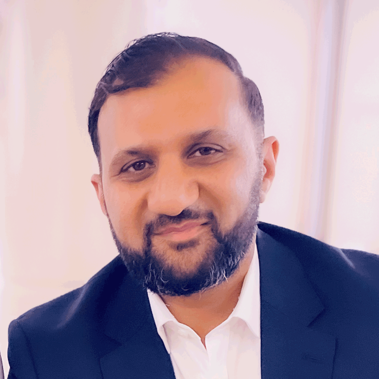 Qaiser Malik – Medium