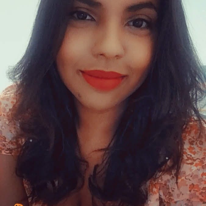 Jackeline Santos – Medium