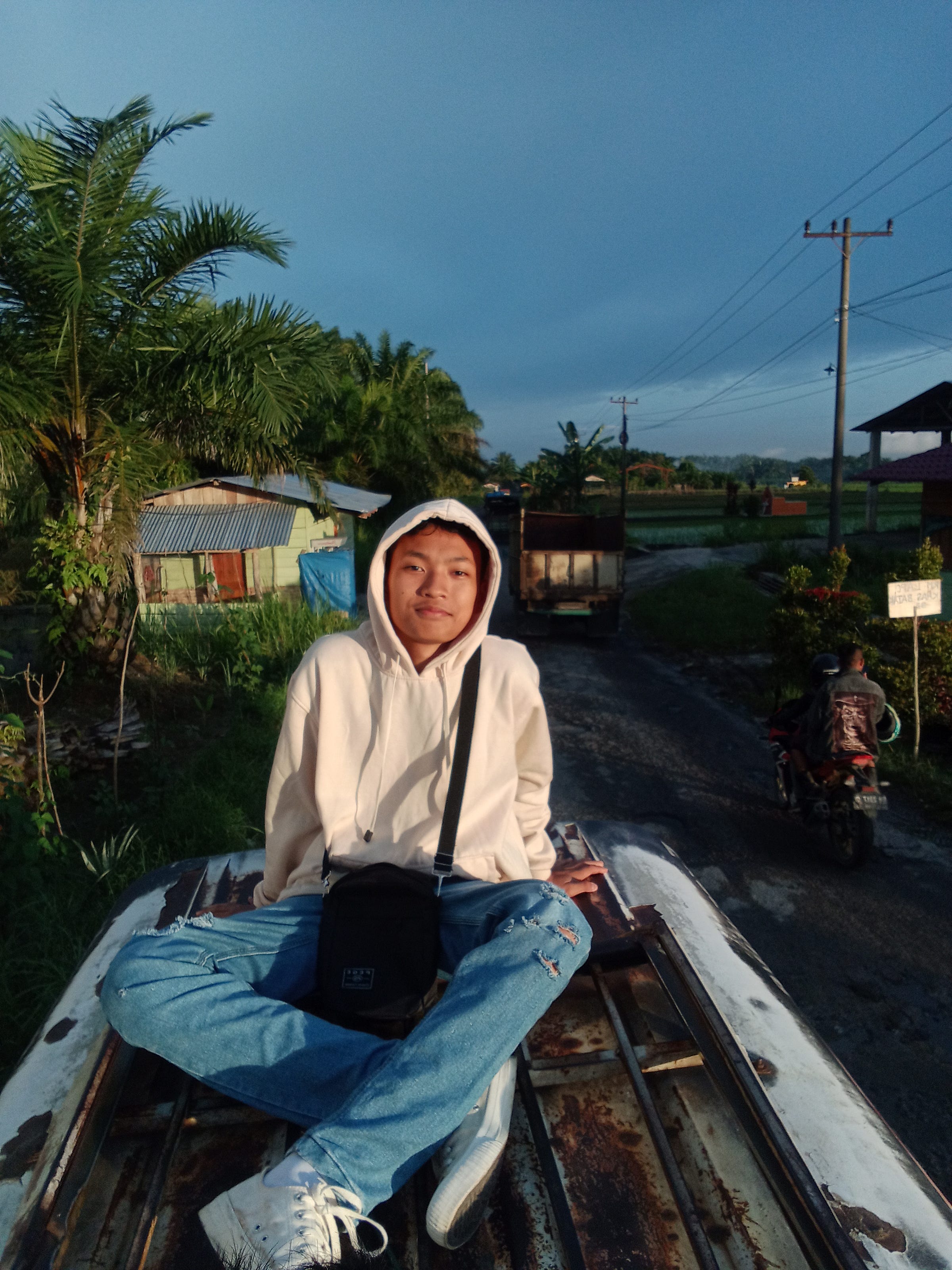 Alvin Regar – Medium