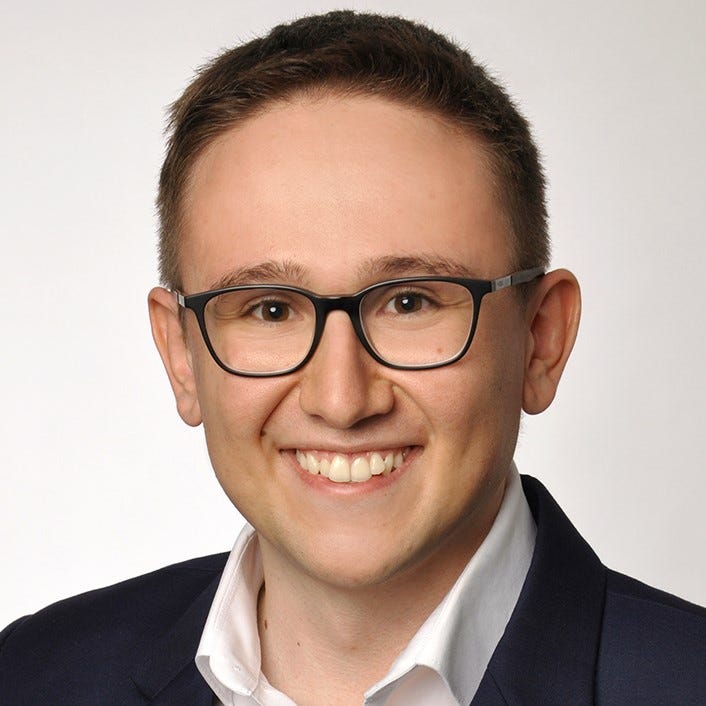 Johannes Schaaf – Medium