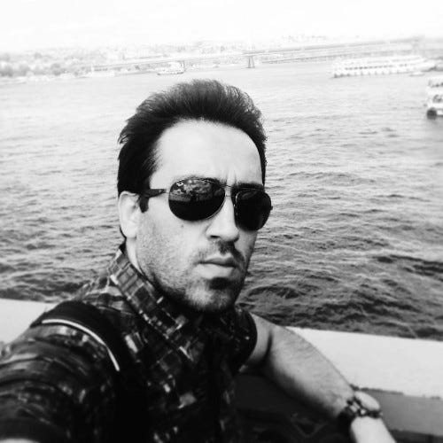 Kaveh Kavandi – Medium