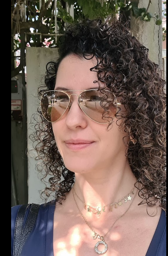 Cintia Cavichiolo de Lucca on Medium curated some lists