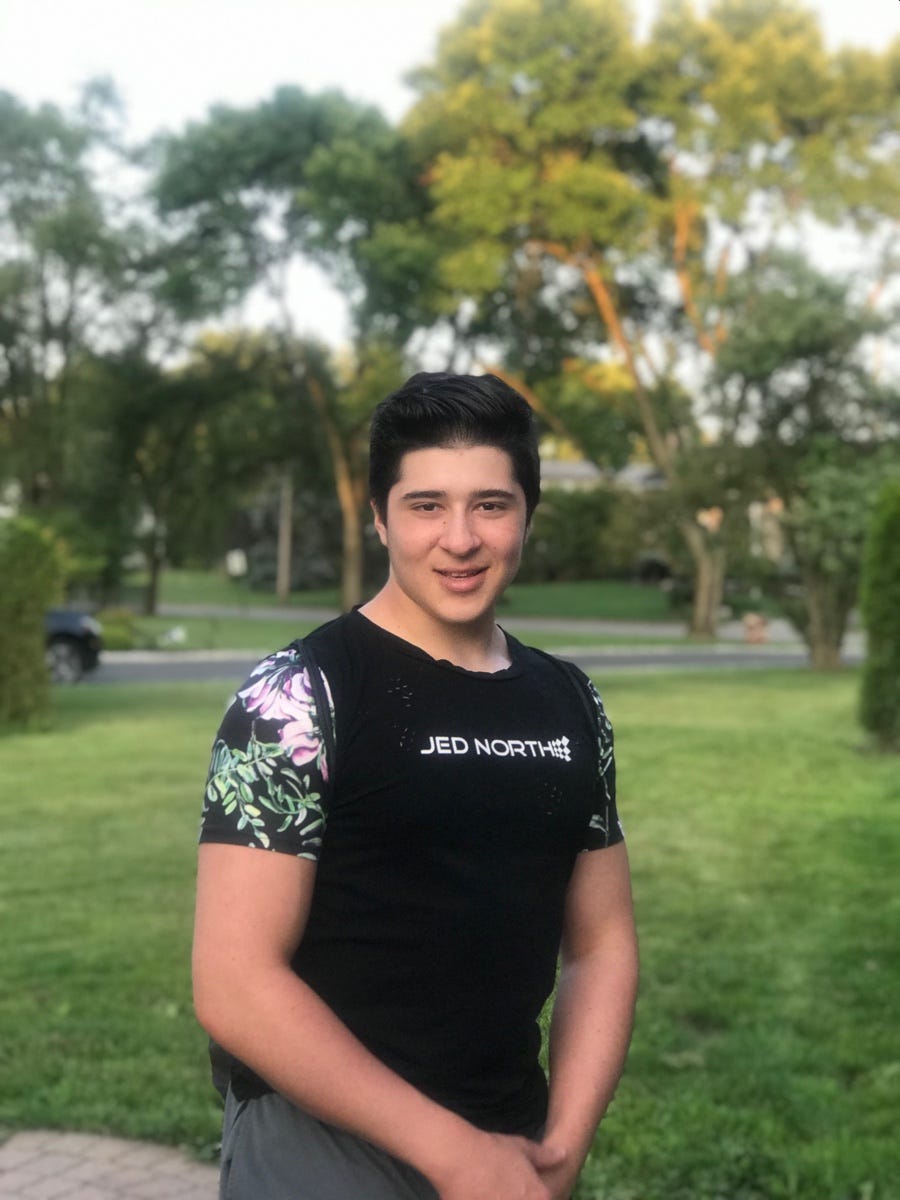 Michael Carlucci – Medium