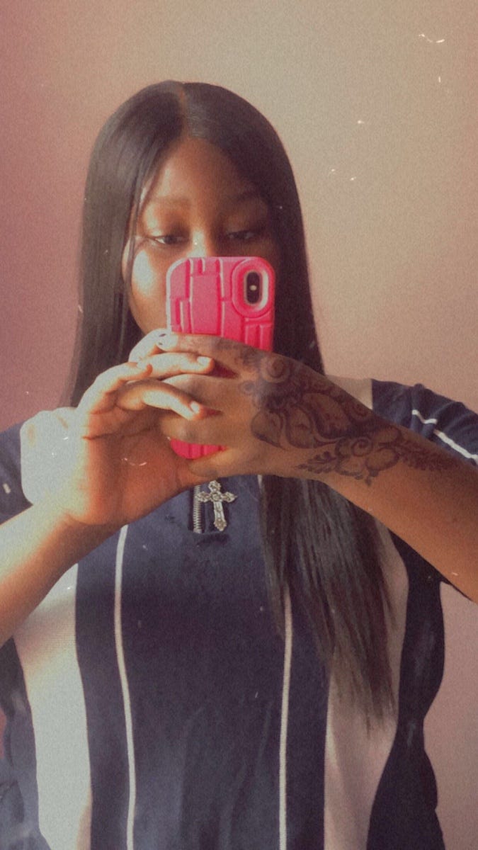 Jennifer Sanni – Medium