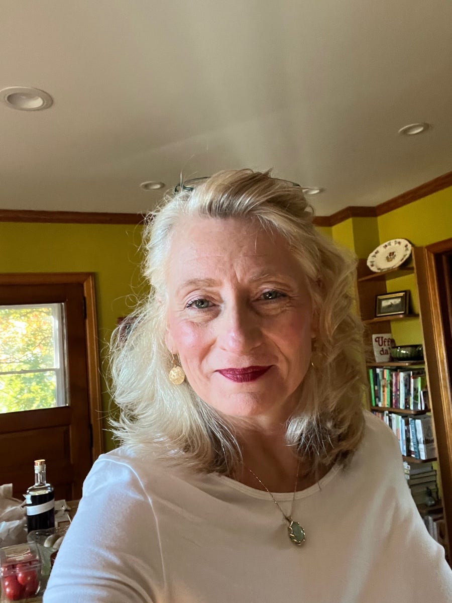 Lisa M Ebel – Medium