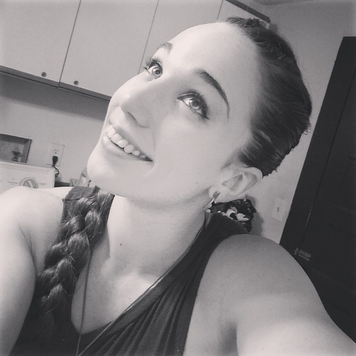 Tara Hudgins – Medium