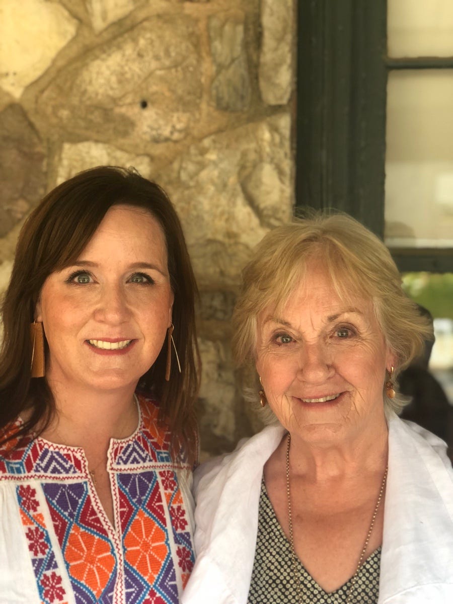 About – Jennifer Webb – Medium