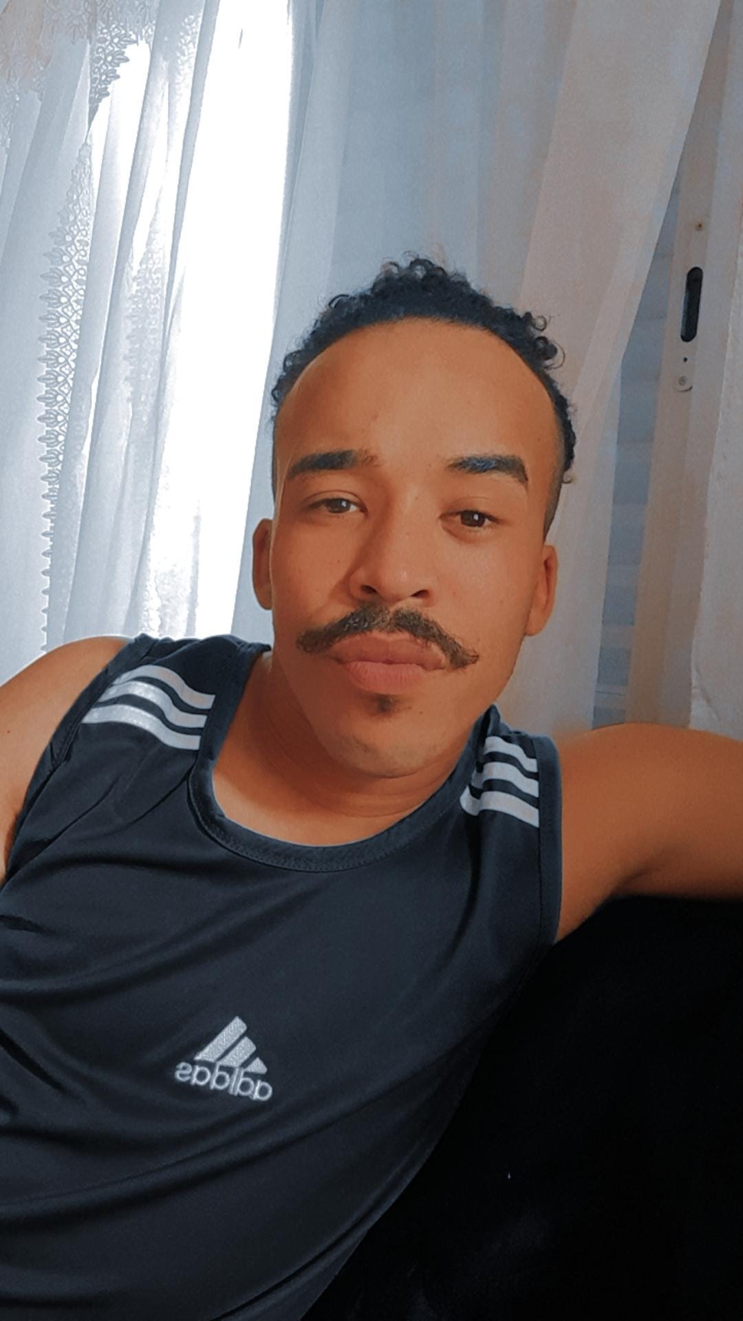 Jean Charles Pacífico – Medium