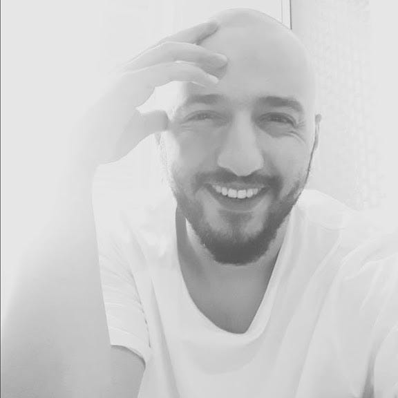 Slimane Chekebkeb – Medium