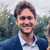 Charlie Boeschenstein – Medium