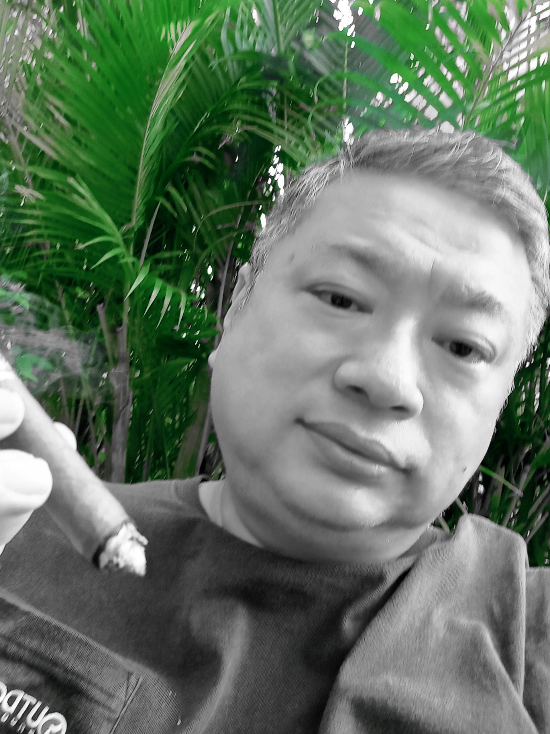 Kenny Yamax – Medium