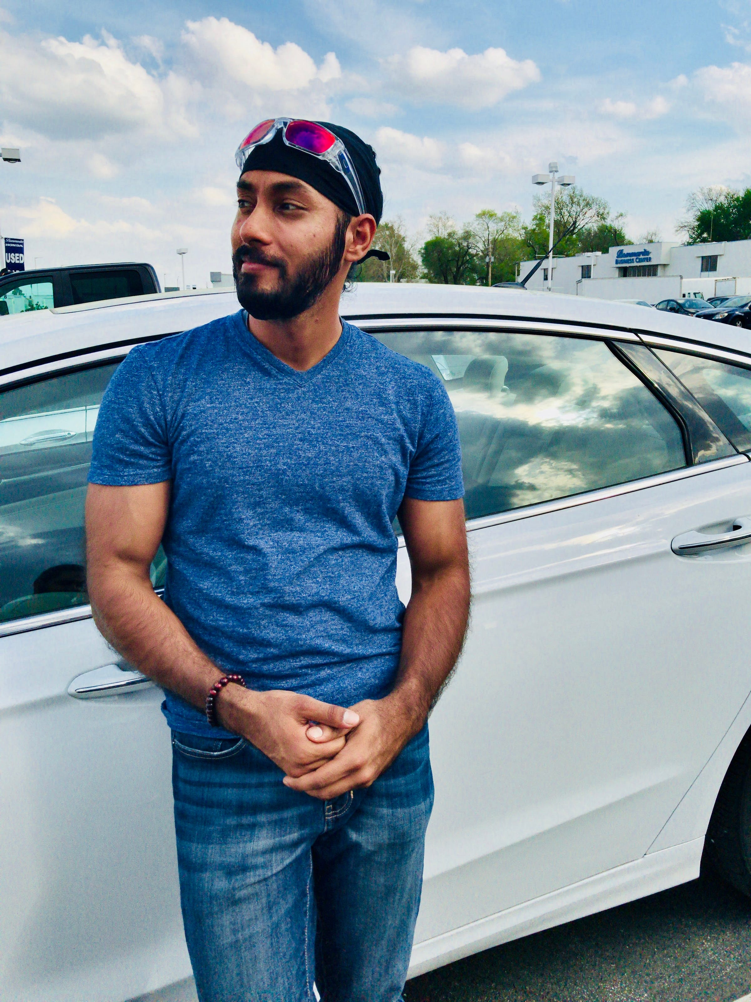 Dj Singh – Medium