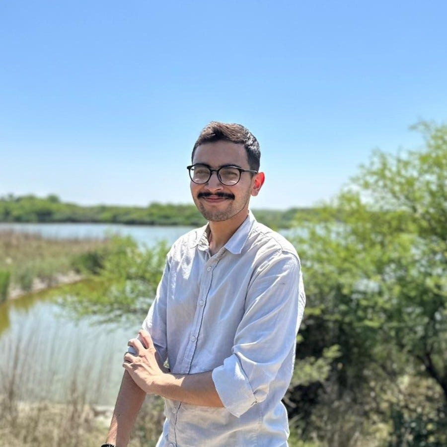 Farhan Ahmad Khan – Medium