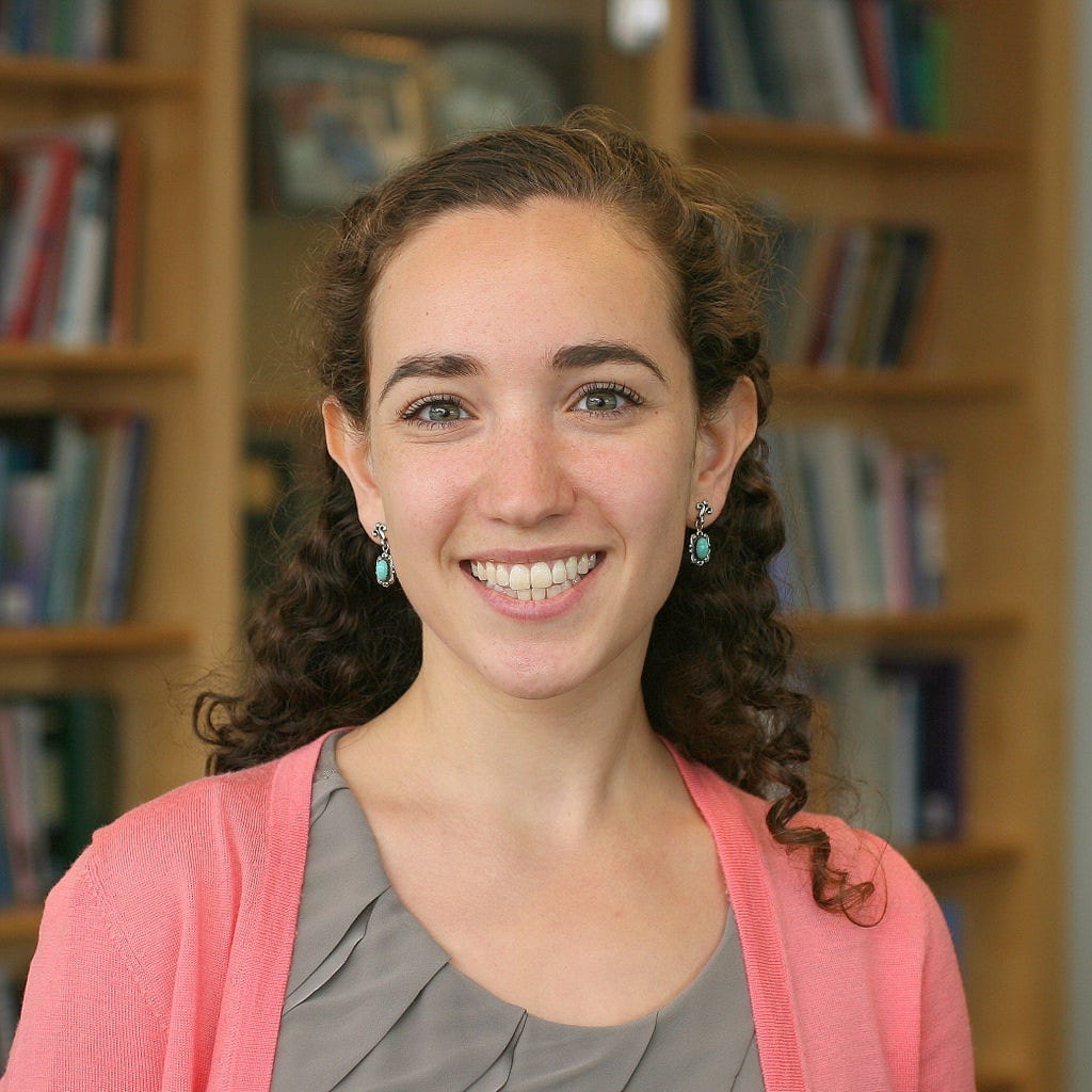 Zoe Sifrim – Medium