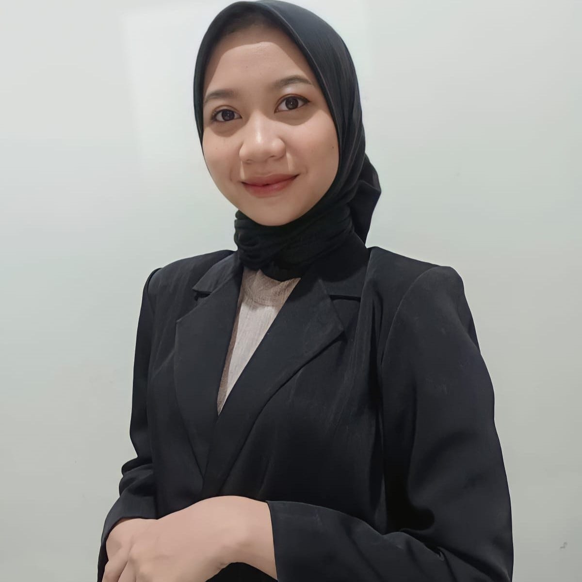 Tsalisatun Khoerun Nisa – Medium