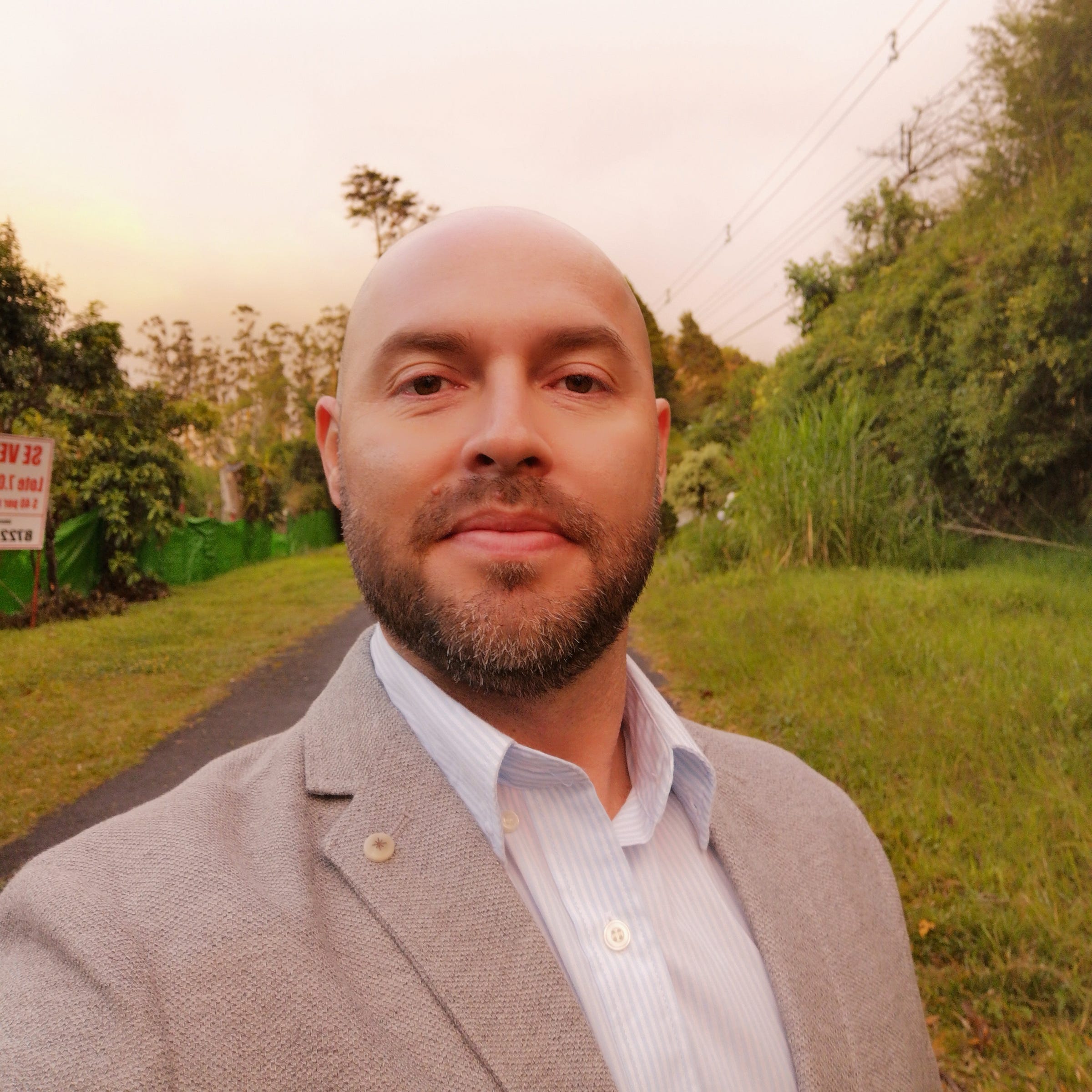 Steven Zeledon – Medium