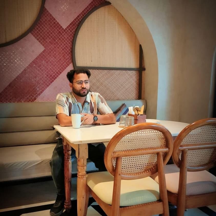 Abhay Saxena – Medium