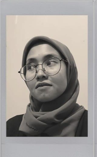 Anisa St. Fauziah – Medium