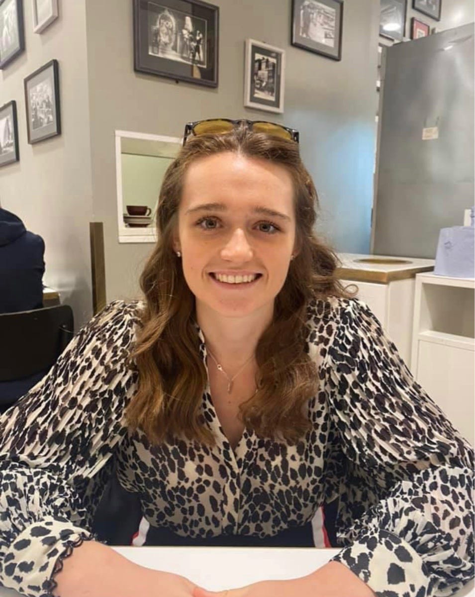 Arabella Cox – Medium