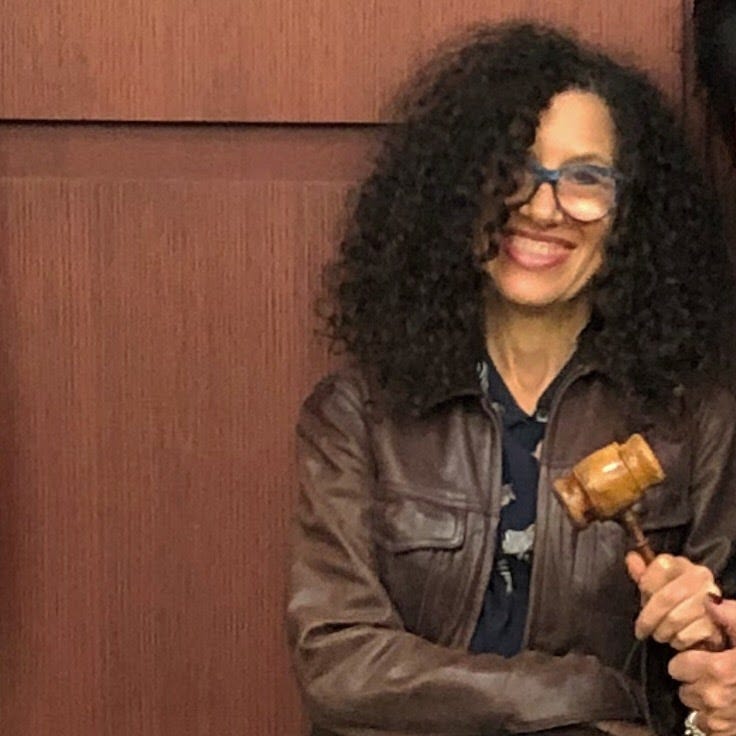 Liz Brody – Medium