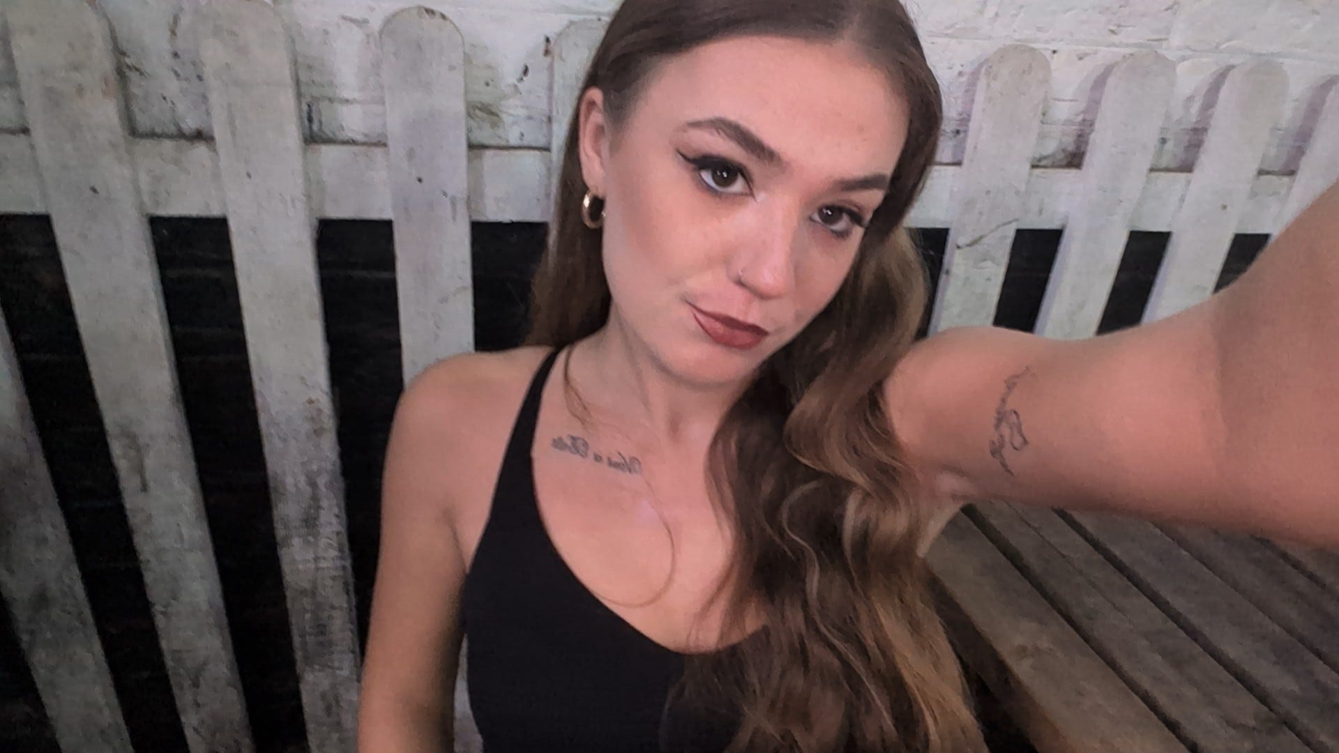 Chloe Cribb – Medium